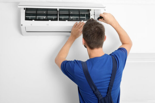 Fix Your Broken AC in Kansas City, KS, to Avoid Higher Costs Later